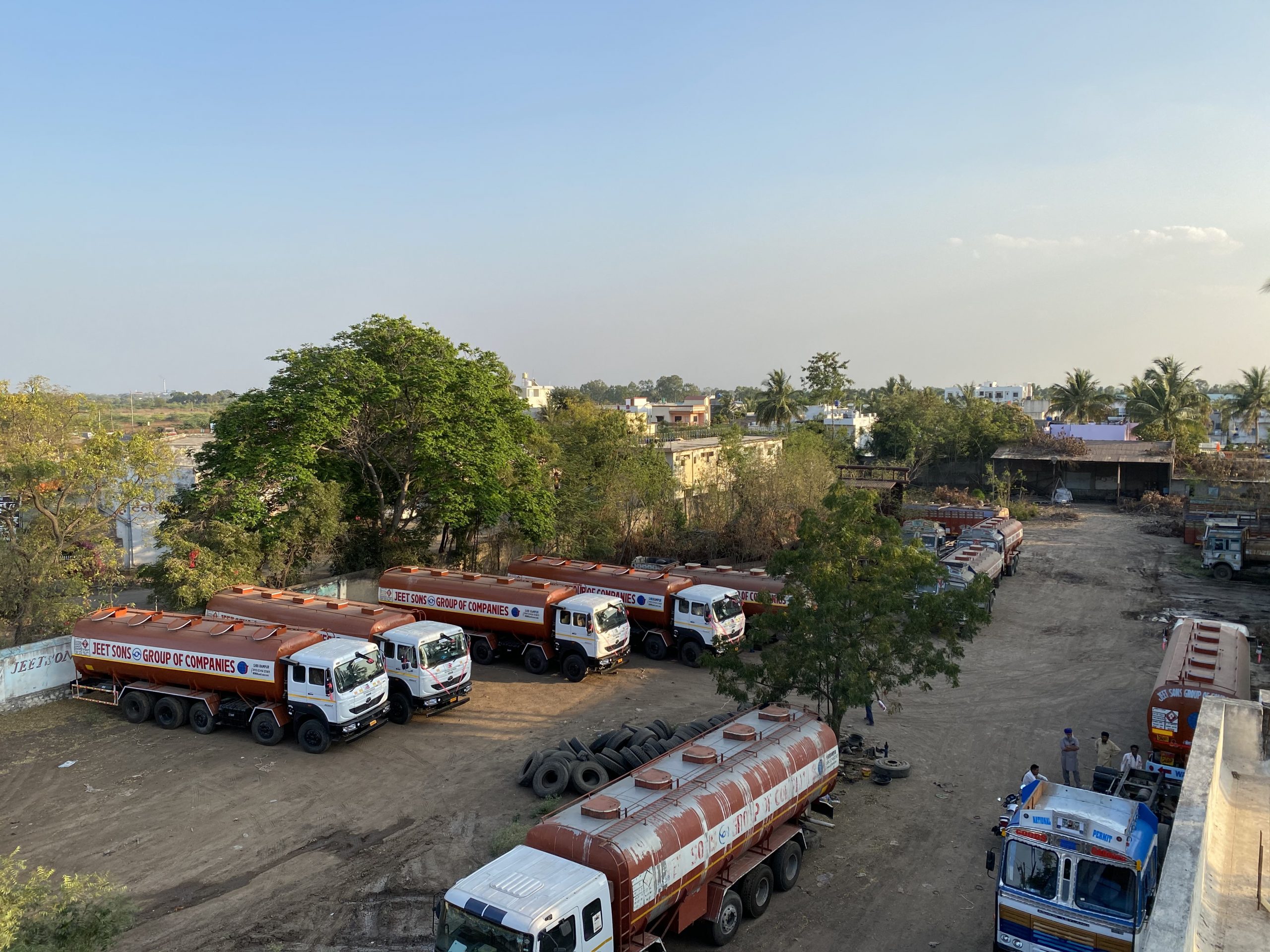 logistics & factory delivery - Jeetson